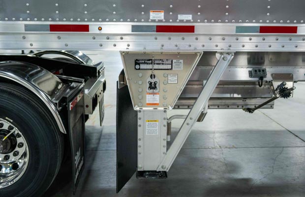 Distinction Aluminum Hopper Trailers - Photos - Lode King