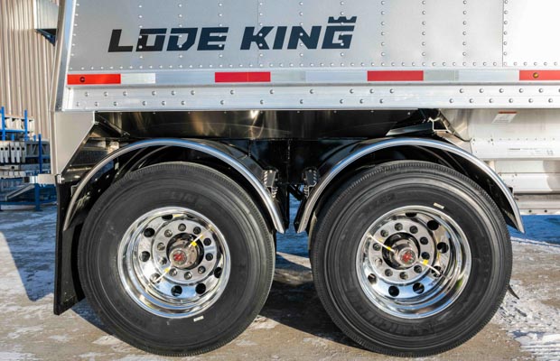 Distinction Aluminum Hopper Trailers - Photos - Lode King