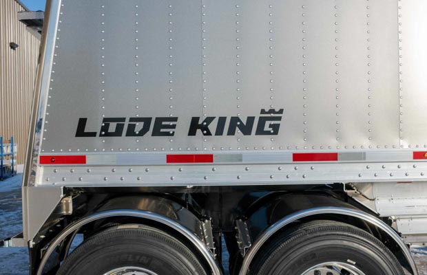 Distinction Aluminum Hopper Trailers - Photos - Lode King