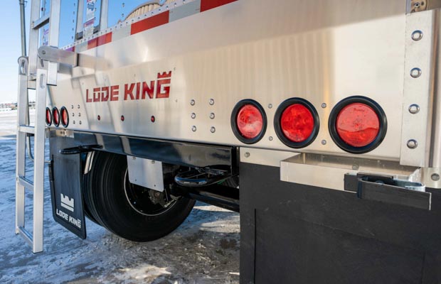 Distinction Aluminum Hopper Trailers - Photos - Lode King