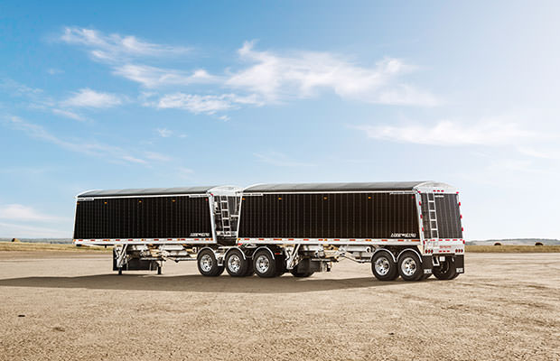 Distinction Aluminum Hopper Trailers - Photos - Lode King