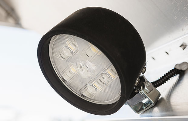 Distinction Aluminum Hopper Trailers - Photos - Lode King